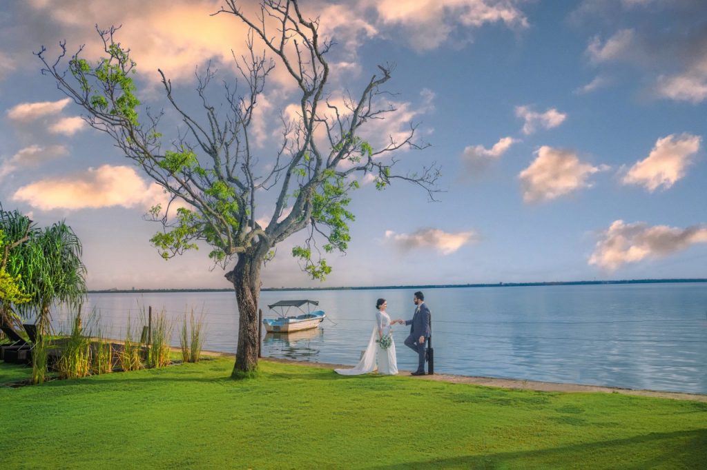 About Us - Editing Table Studio